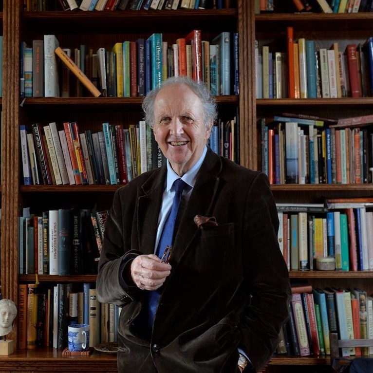 Alexander McCall Smith — TEA Libri